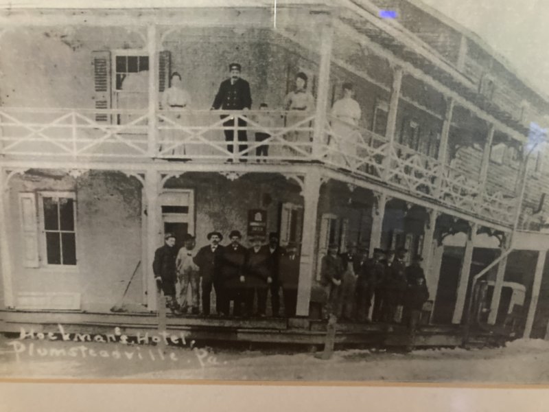 Historic Landmark is Vibrant As Ever- The Plumsteadville Inn | Bucks ...